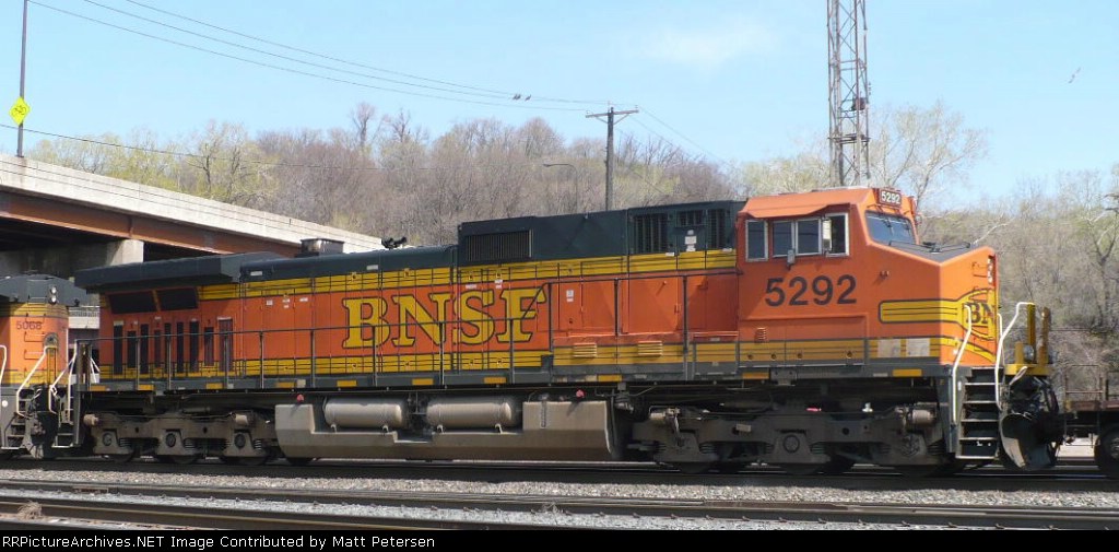 BNSF 5292